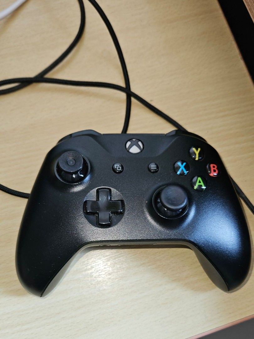 Xbox controller black, Video Gaming, Gaming Accessories, Controllers on ...