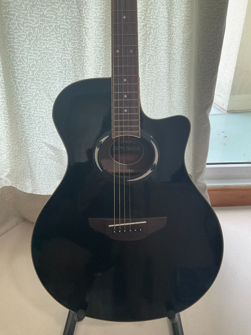 YAMAHA APX500ii, Hobbies & Toys, Music & Media, Musical Instruments on Carousell