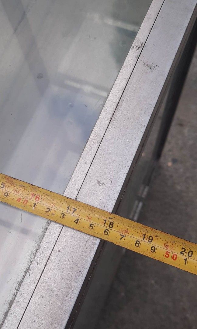 8feet Glass Stante on Carousell