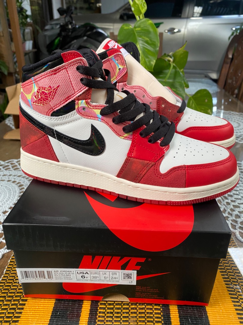 Air Jordan 1 High OG ‘Next Chapter’ GS Spider-verse, Men's Fashion, Footwear, Sneakers on Carousell