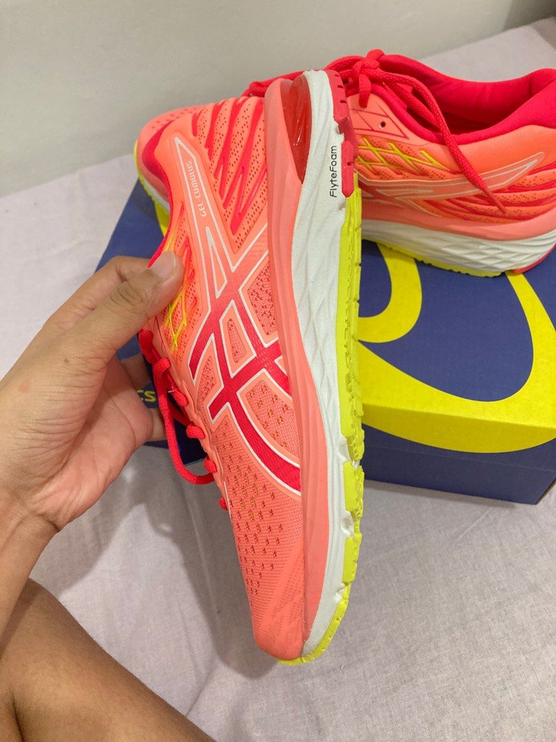 Asics gel cumulus, Men's Fashion, Footwear, Sneakers on Carousell