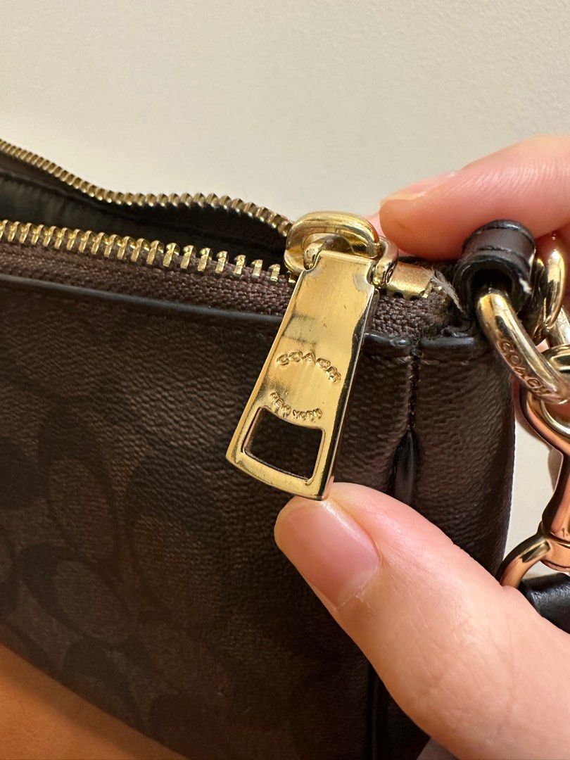 Authentic Coach bag F58321, Luxury, Bags & Wallets on Carousell