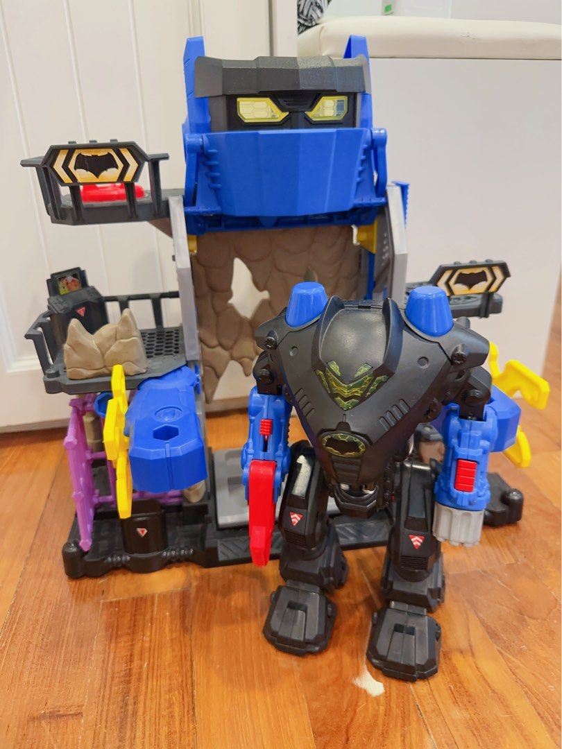 Batman BIG toy set robot, Hobbies & Toys, Toys & Games on Carousell