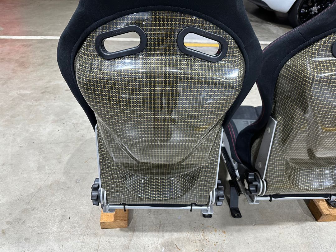 Bride Stradia II Carbon Kevlar (Used) 2PC w/Bride Evo X rails, Car ...