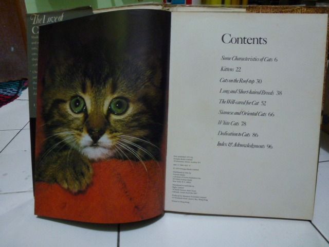 Buku `The Love Of Cats` By Christine Metcalf 1973, Buku & Alat Tulis ...
