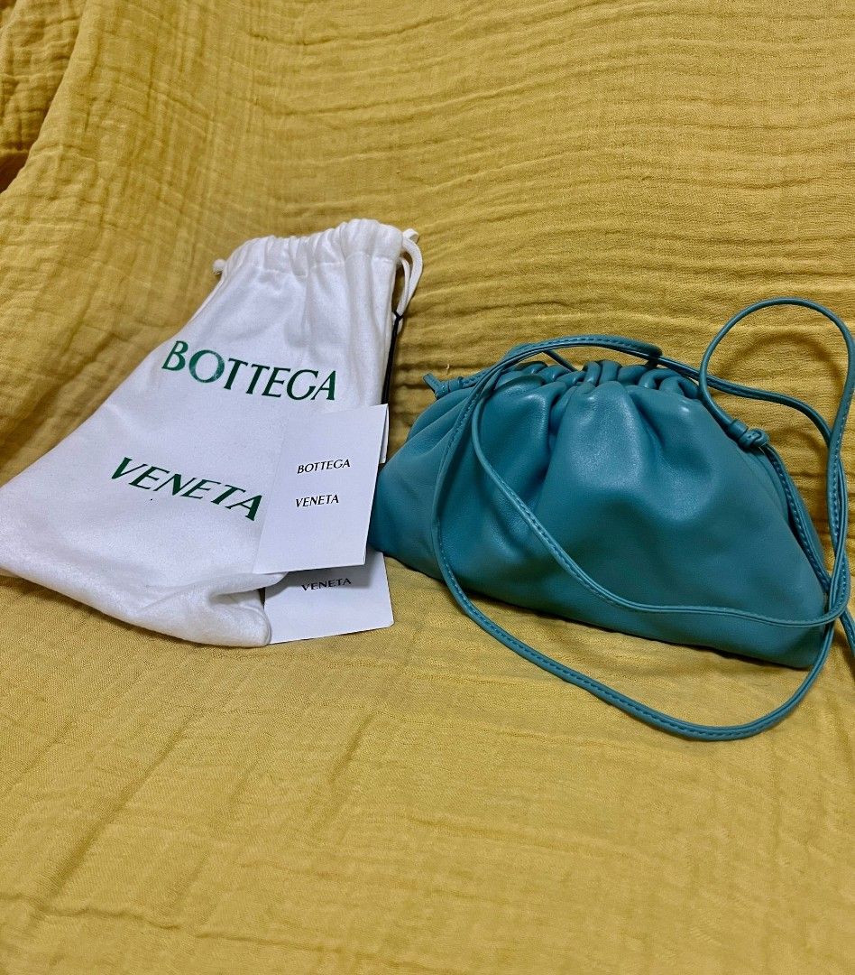 Bv mini pouch 100%全新, 名牌, 手袋及銀包 - Carousell