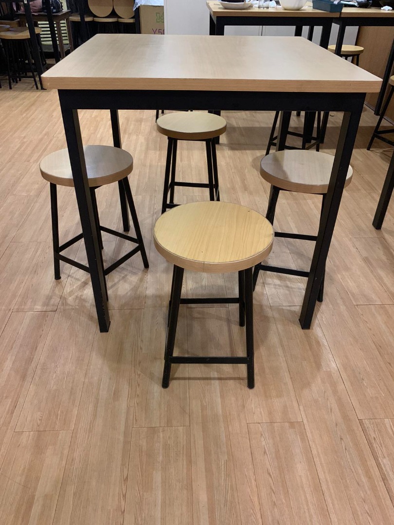 Closing Sale | Cafe / Restaurant 1 Square Table and 4 Stool Chair Set ...