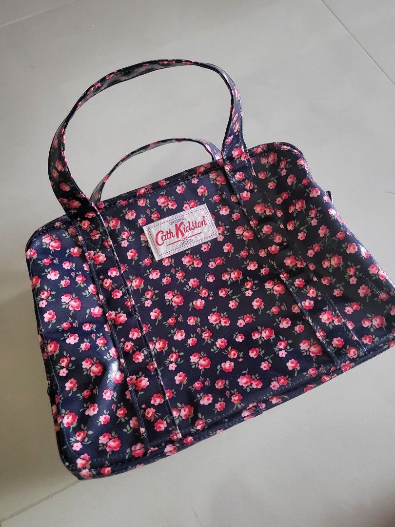 Cath kidston, Women's Fashion, Bags & Wallets, Tote Bags on Carousell