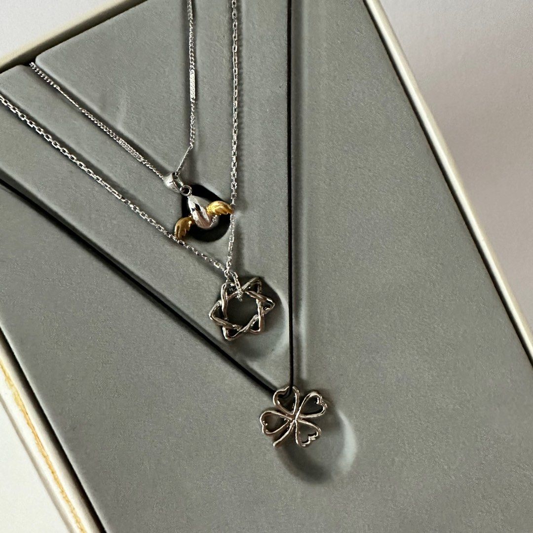 CLAMP CLOVER Necklace, Women's Fashion, Jewelry & Organisers, Necklaces ...