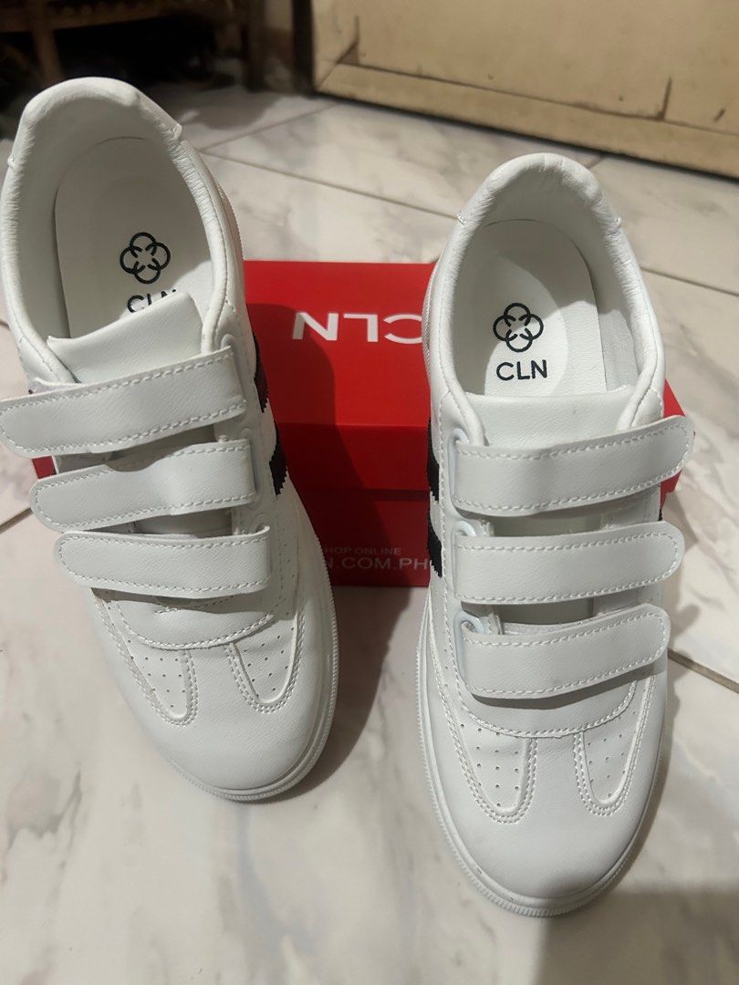 CLN Sneakers, Women's Fashion, Footwear, Sneakers on Carousell