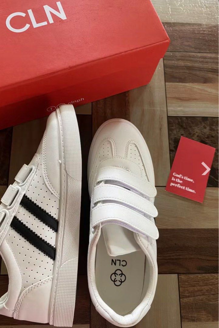 CLN Sneakers, Women's Fashion, Footwear, Sneakers on Carousell