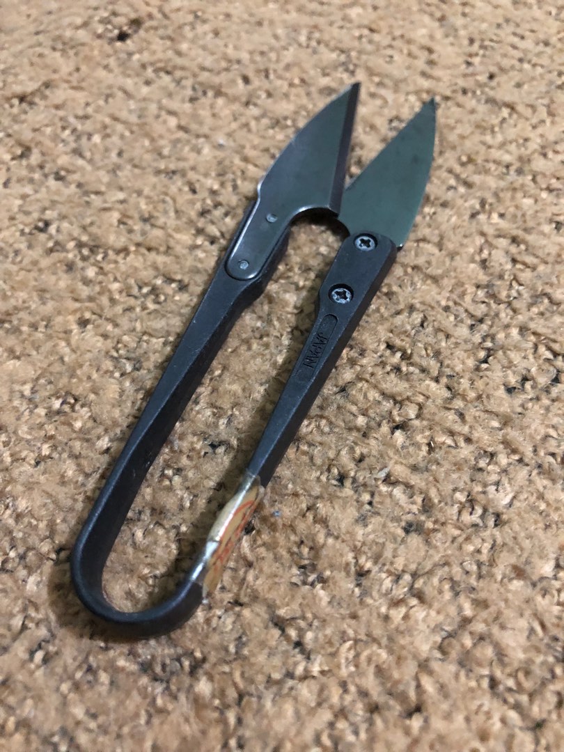 Clover japan sharp metal small shear on Carousell