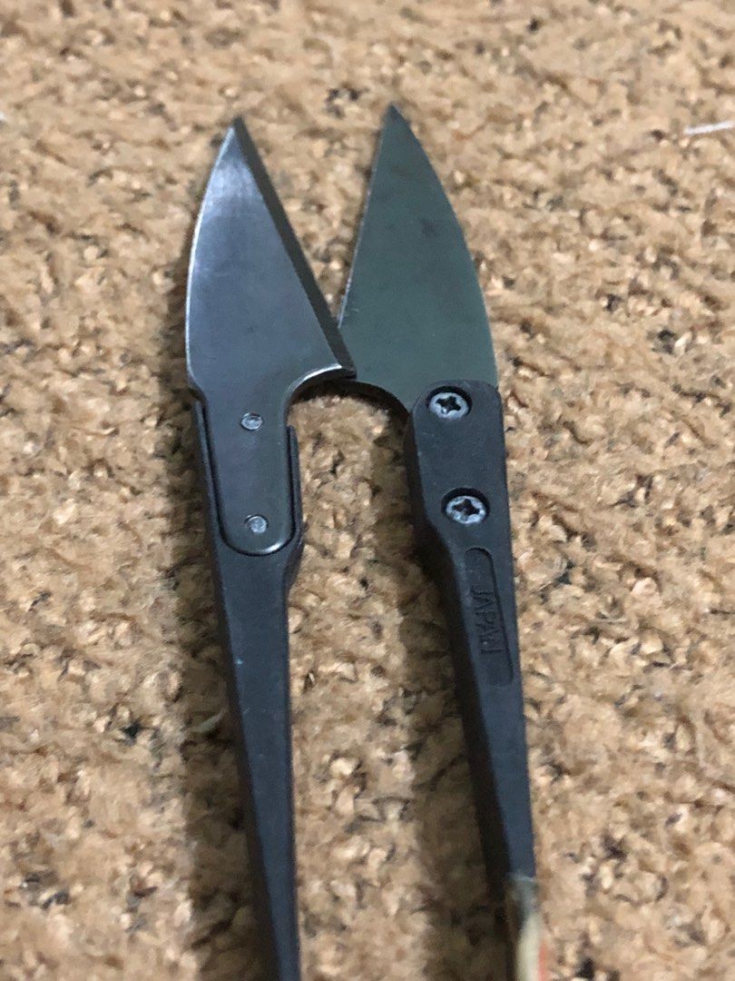 Clover japan sharp metal small shear on Carousell