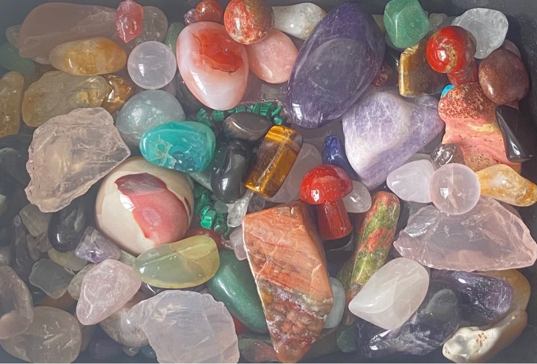 crystal confetti scoops, Women's Fashion, Jewelry & Organisers ...