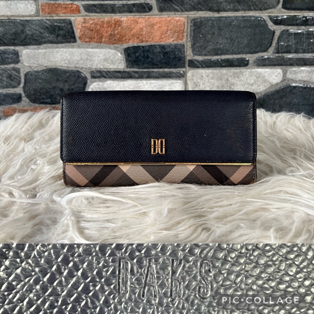 Daks long wallet, Women's Fashion, Bags & Wallets, Wallets & Card ...