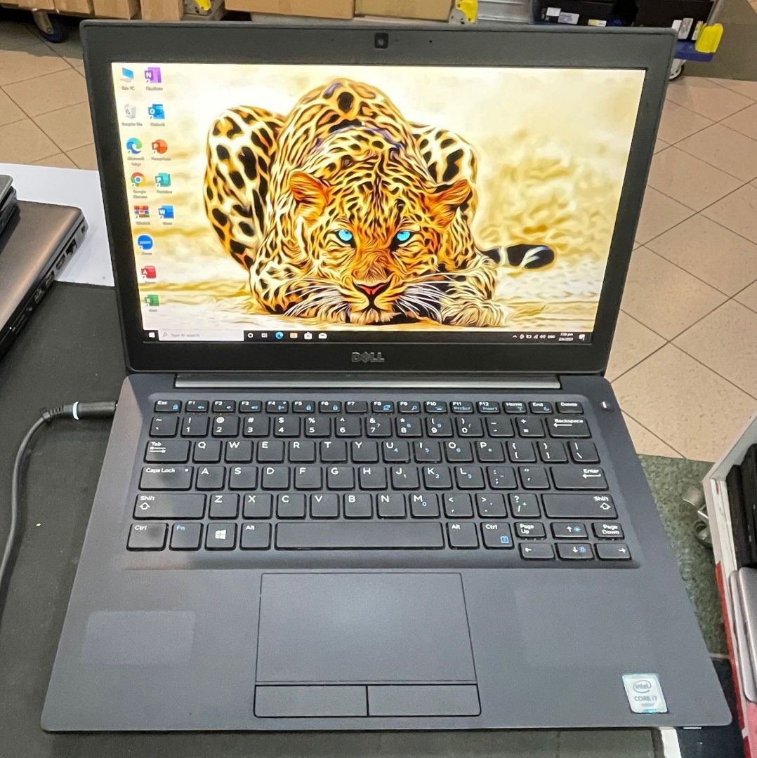 Dell Latitude 7280 ultrabook FHD 1920x1080 Screen resolution intel core ...