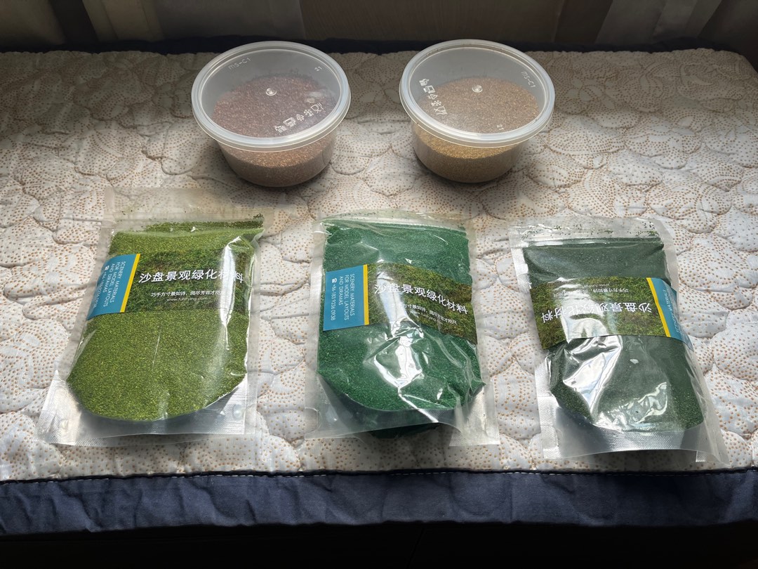 Diorama Fallen Leaves/Tree Leaves, Hobbies & Toys, Stationery & Craft ...