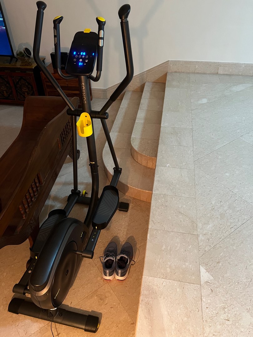 Eliptical / Cross Trainer, Sports Equipment, Exercise & Fitness, Cardio ...