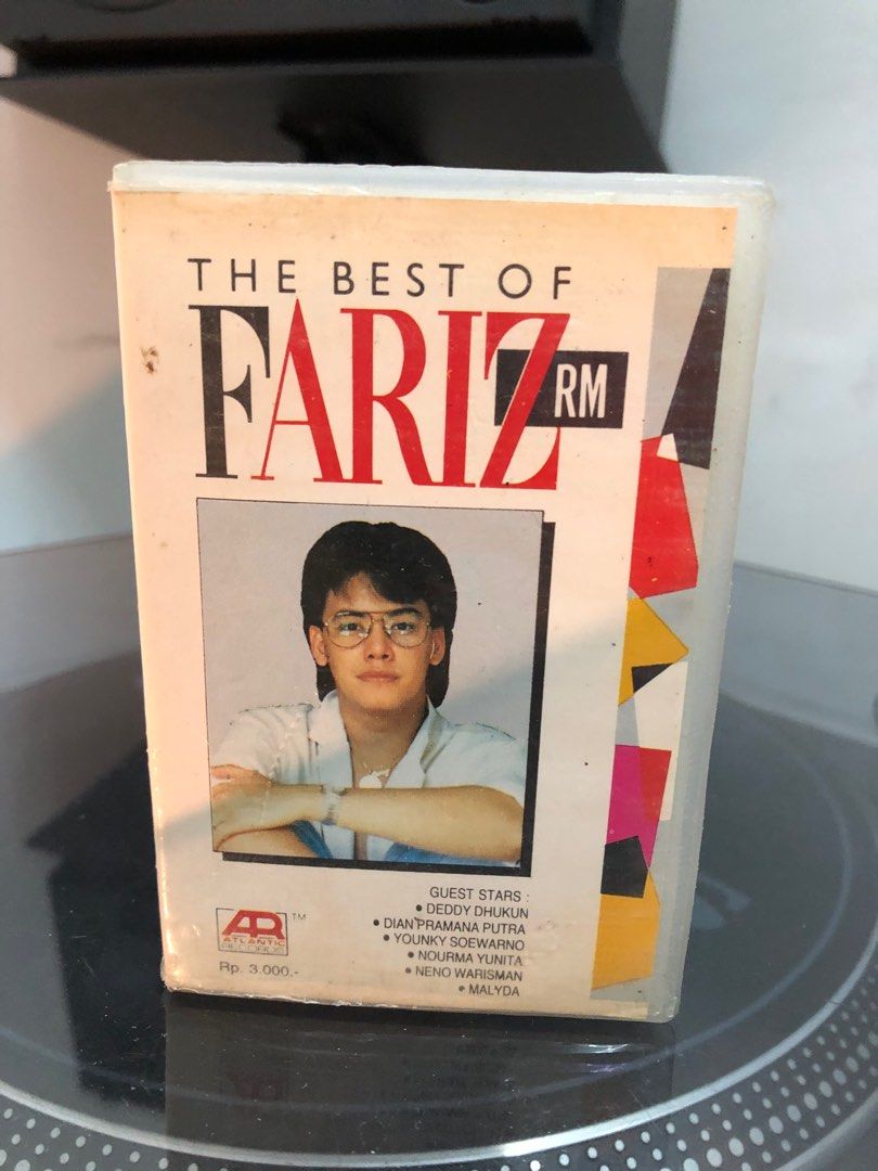 Fariz RM kaset Cassette, Hobbies & Toys, Music & Media, CDs & DVDs on Carousell