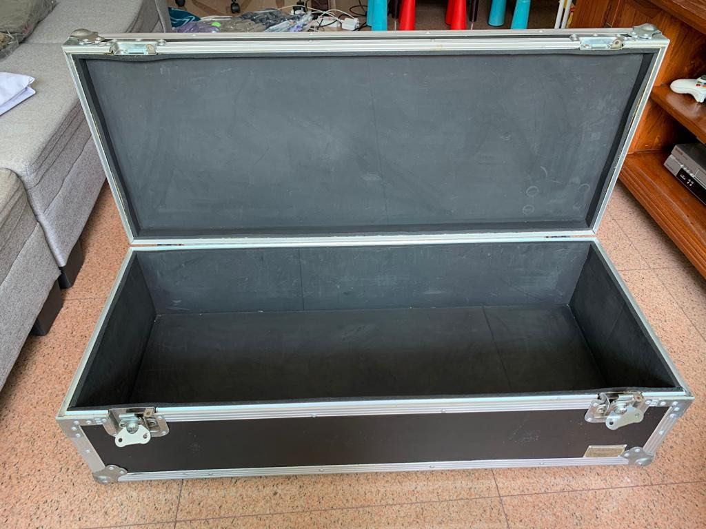 Flight Aviation Box padded and made with aluminium, Furniture & Home ...