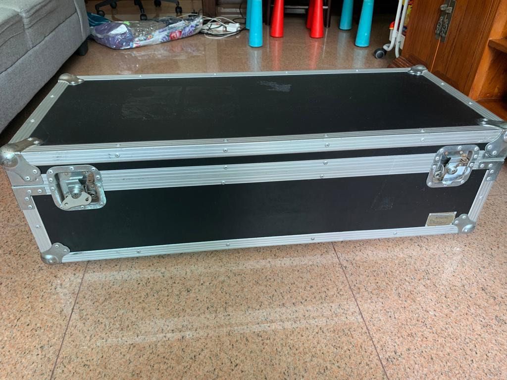 Flight Aviation Box padded and made with aluminium, Furniture & Home ...