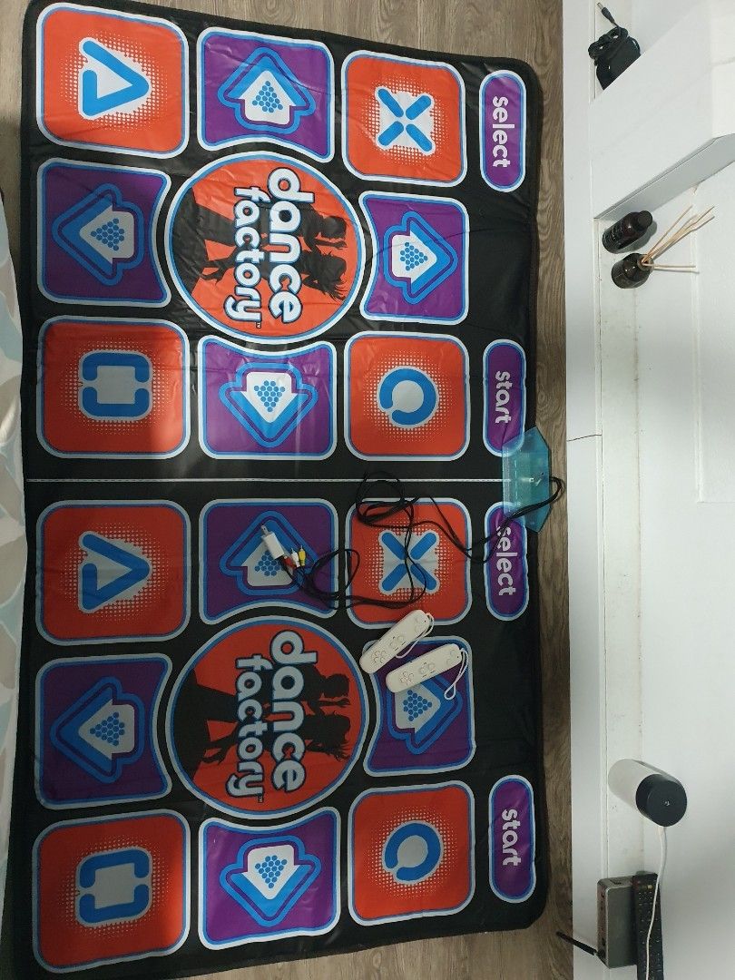 Free gift +double dancing mat, Hobbies & Toys, Toys & Games on Carousell