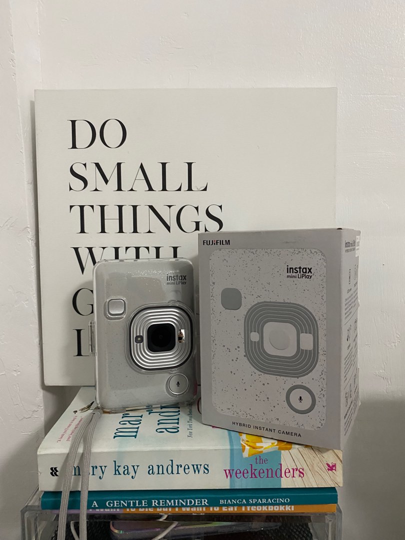 Fujifil Li Play Instax on Carousell
