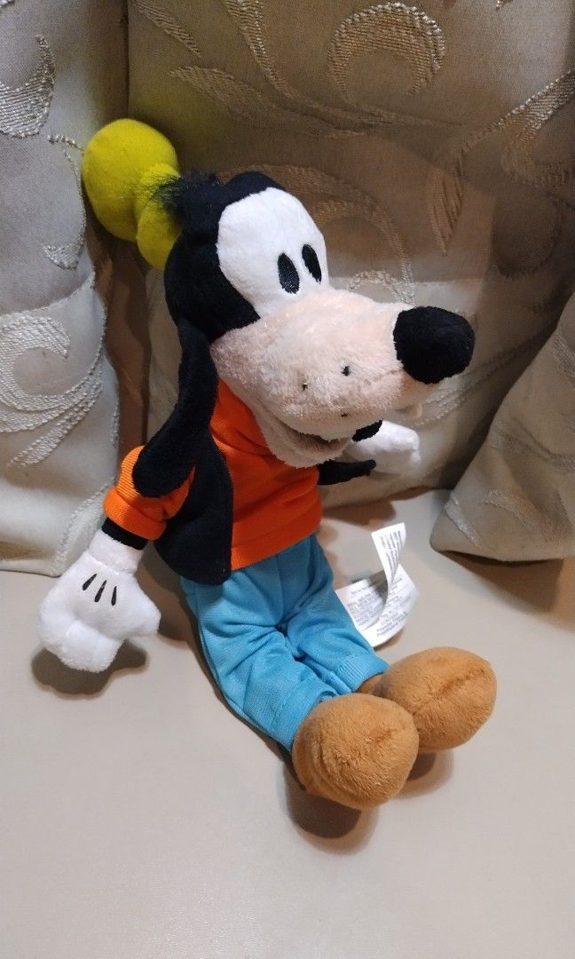 Goofy Soft Toy Plush, Hobbies & Toys, Toys & Games on Carousell