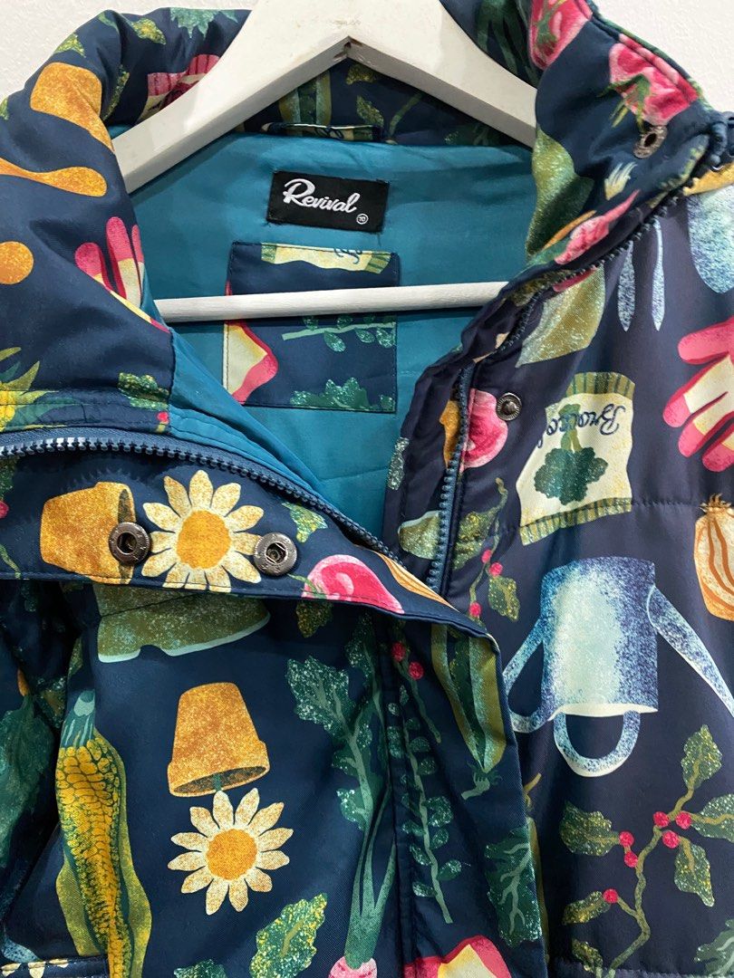 Gorman-Alike Winter Jacket, Women's Fashion, Coats, Jackets and ...