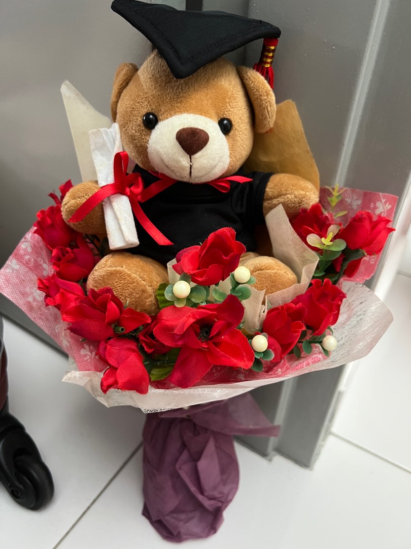 Graduation Bear Bouquet, Hobbies & Toys, Stationery & Craft, Flowers ...