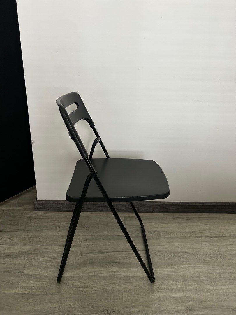 Ikea NISSE folding chair - black, Furniture & Home Living, Furniture ...