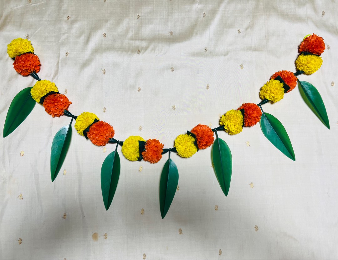 Thoranam | Deepavali decorations | Indian flowers | Wedding decor - 40 ...