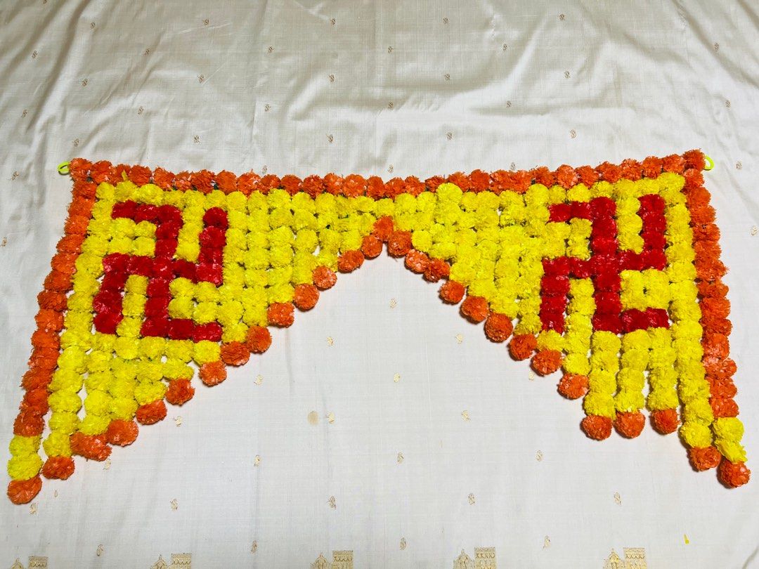 Thoranam | Deepavali decorations | Indian flowers | Wedding decor - 36 ...