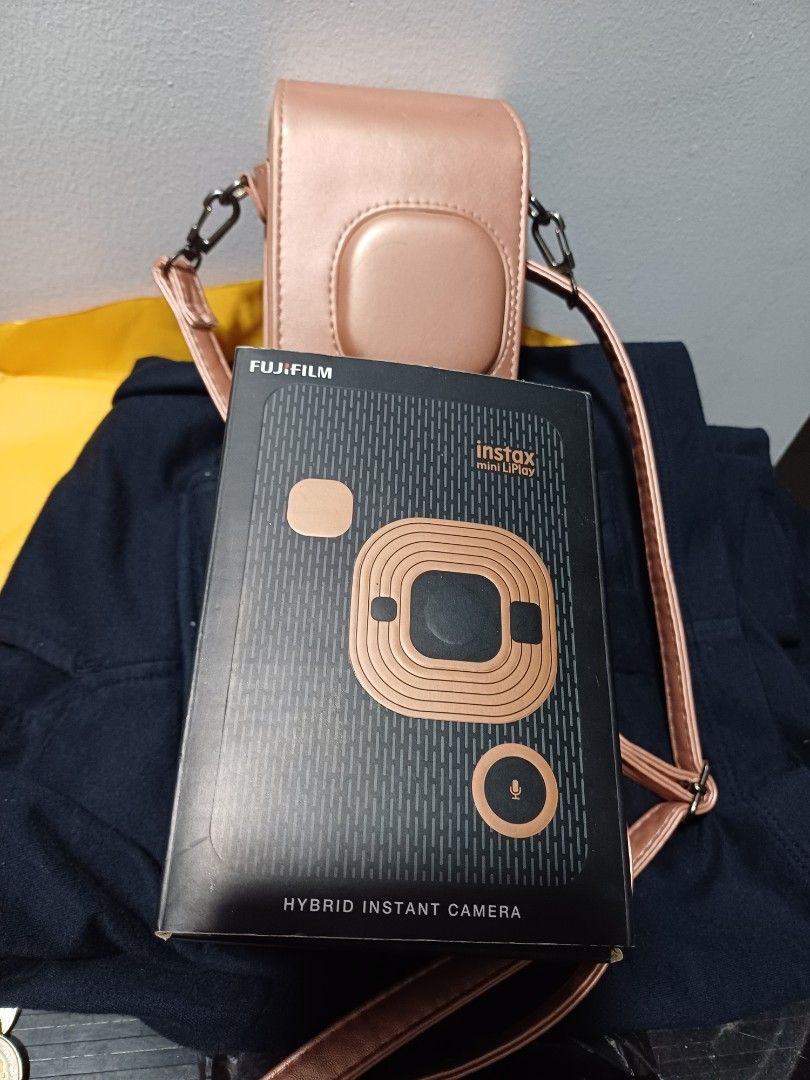 Instax mini Li-play on Carousell