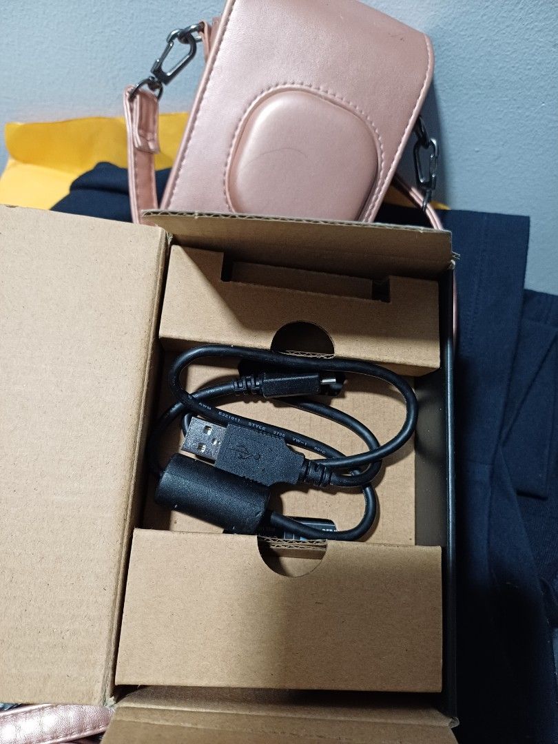 Instax mini Li-play on Carousell