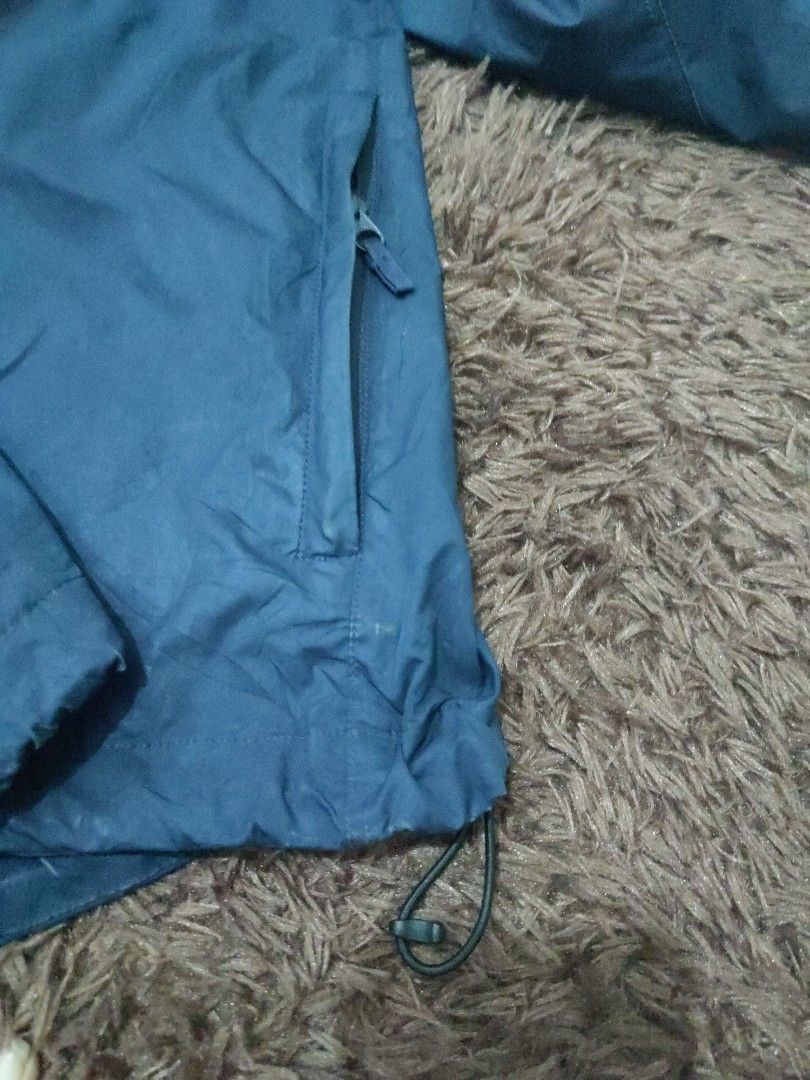 Jaket TNF on Carousell