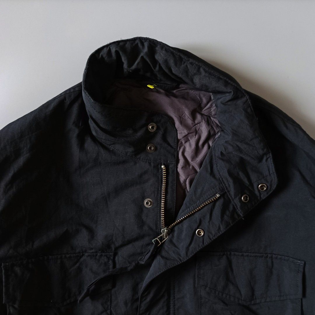 Jaket Uniqlo m65 (c), Fesyen Pria, Pakaian , Baju Luaran di Carousell