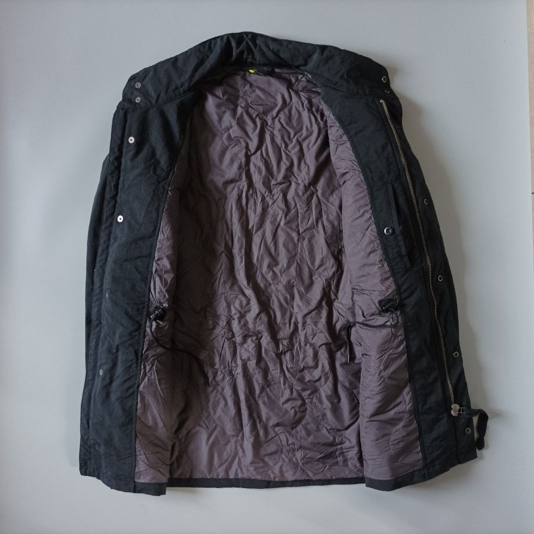 Jaket Uniqlo m65 (c), Fesyen Pria, Pakaian , Baju Luaran di Carousell