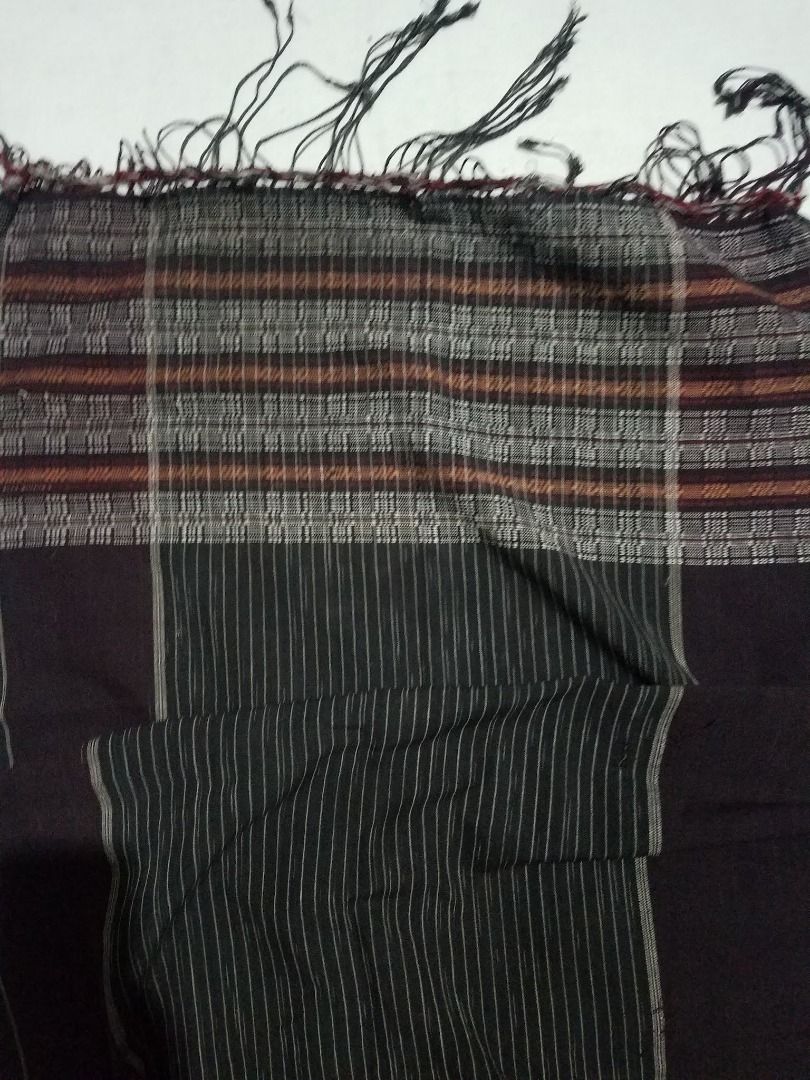 Kain Selendang Tenun Ikat Ulos tua Batak Toba, Fesyen Wanita, Aksesoris di Carousell