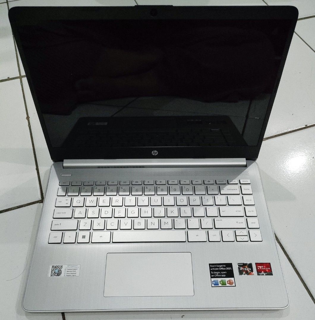 Laptop HP Silver 8GB, Elektronik, Komputer, Laptop di Carousell