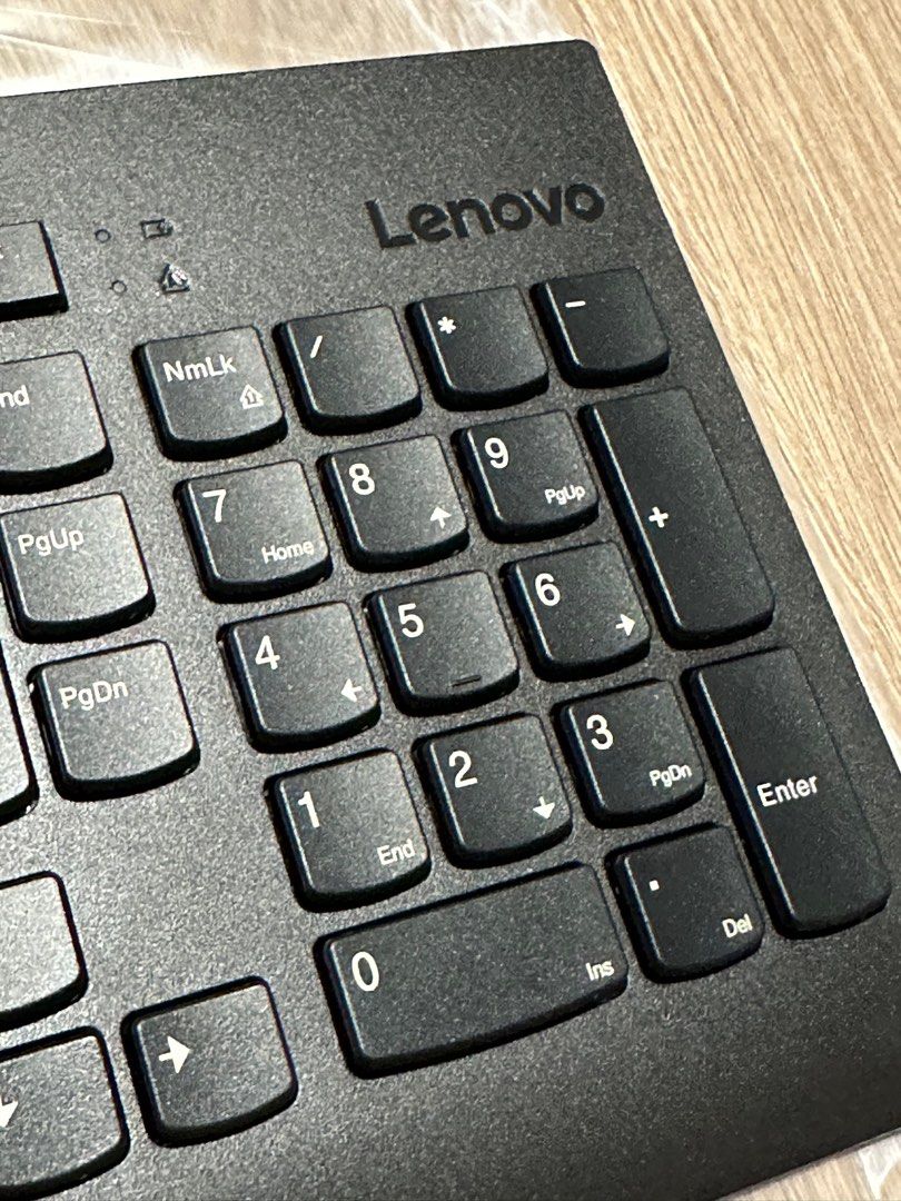 Lenovo Wireless Keyboard and mouse, Computers & Tech, Parts ...