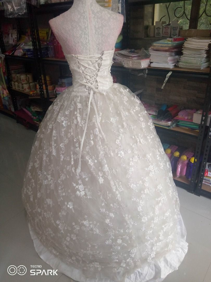 Lovely Wedding Gown Debut Sagala JS Prom Photoshoot, Women's Fashion ...