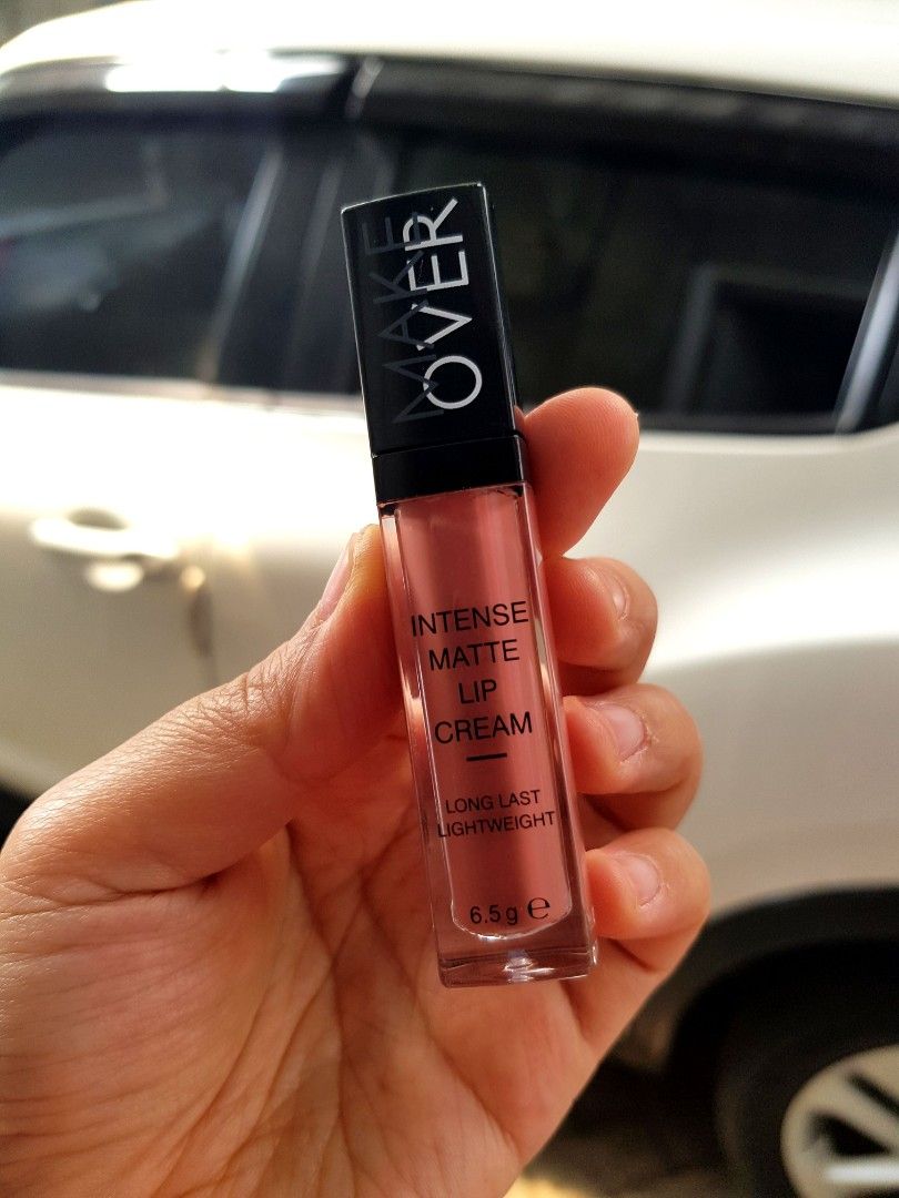 Make Over Intense Matte Lip Cream 004 Vanity, Kesehatan & Kecantikan, Rias Wajah di Carousell
