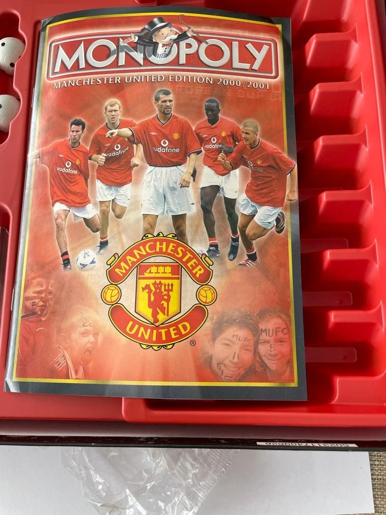 MANCHESTER UNITED MONOPOLY GAME, Hobbies & Toys, Memorabilia ...