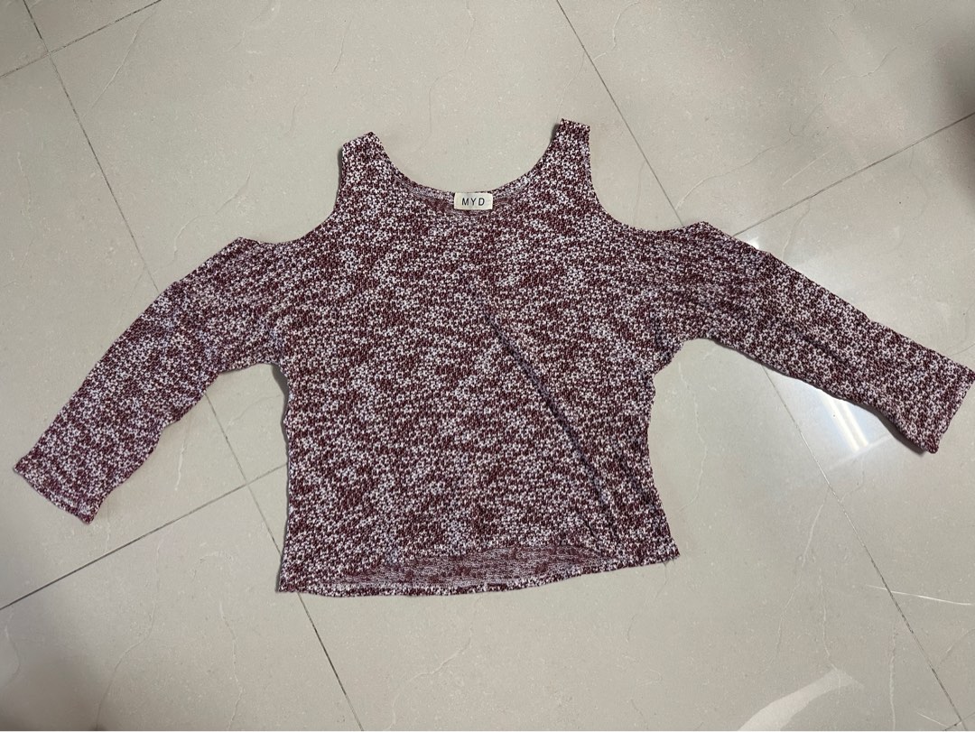 Maroon Long Sleeve, Women's Fashion, Tops, Longsleeves on Carousell