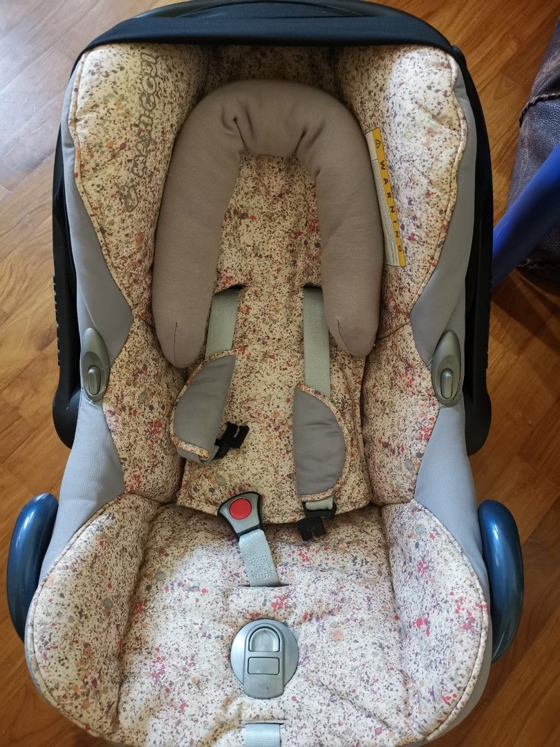 Maxi Cosi with bugaboo bee 3 stroller adapter, Babies & Kids, Going Out, Car Seats on Carousell