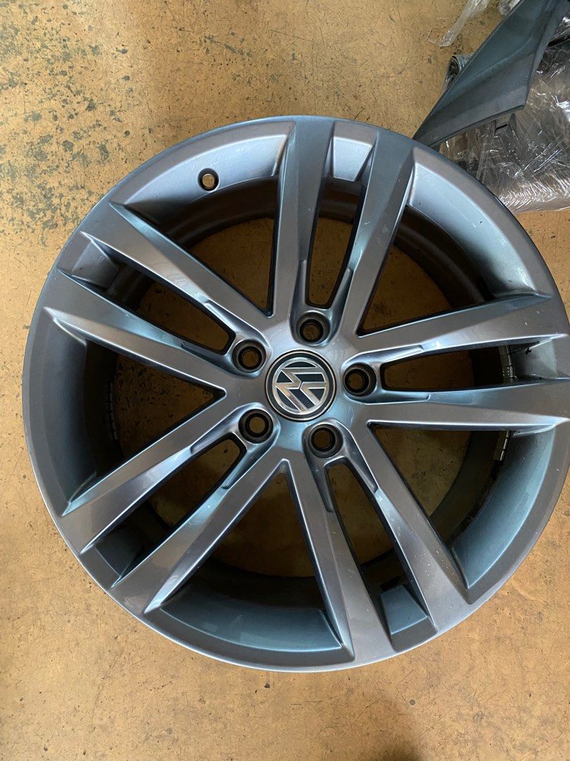 Mk7 original rims 18 inch, Car Accessories, Tyres & Rims on Carousell