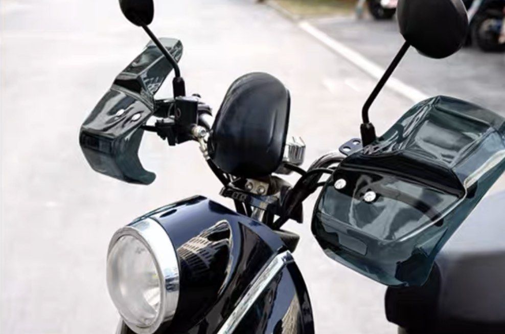 Motorcycle Sunscreen and Windscreen, Motorcycles, Motorcycle ...