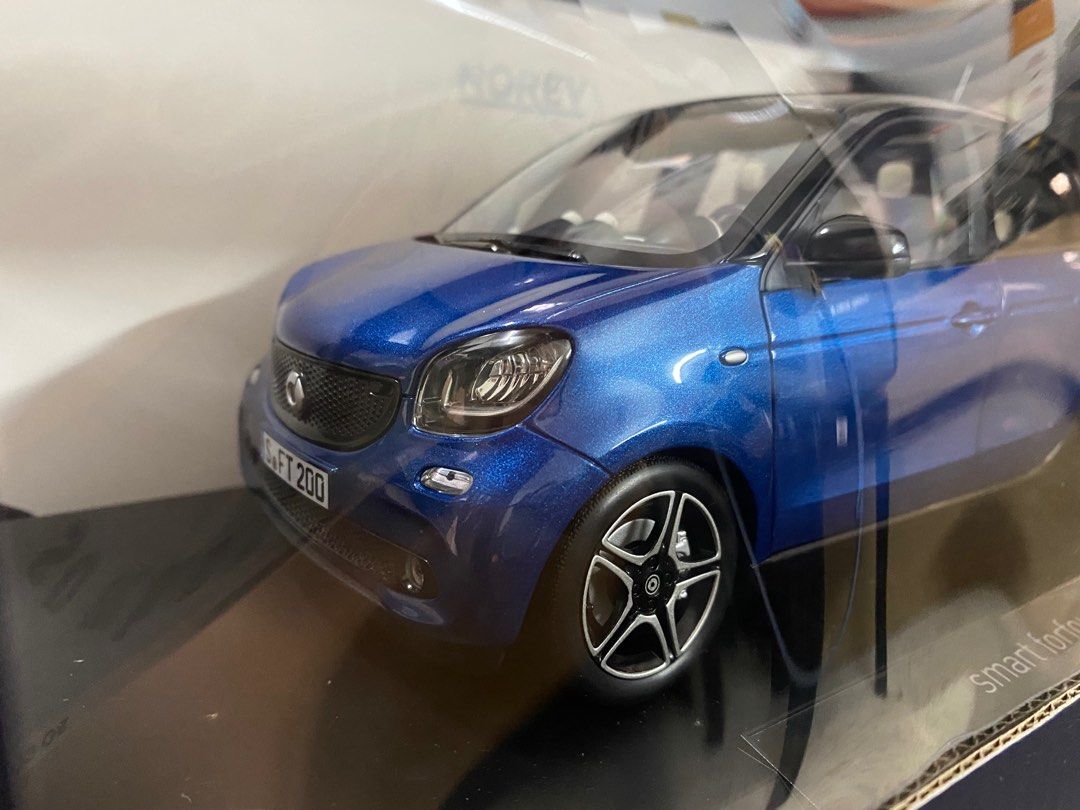 Norev Smart forFour 2015 - Blue (1:18 scale), Hobbies & Toys, Toys ...