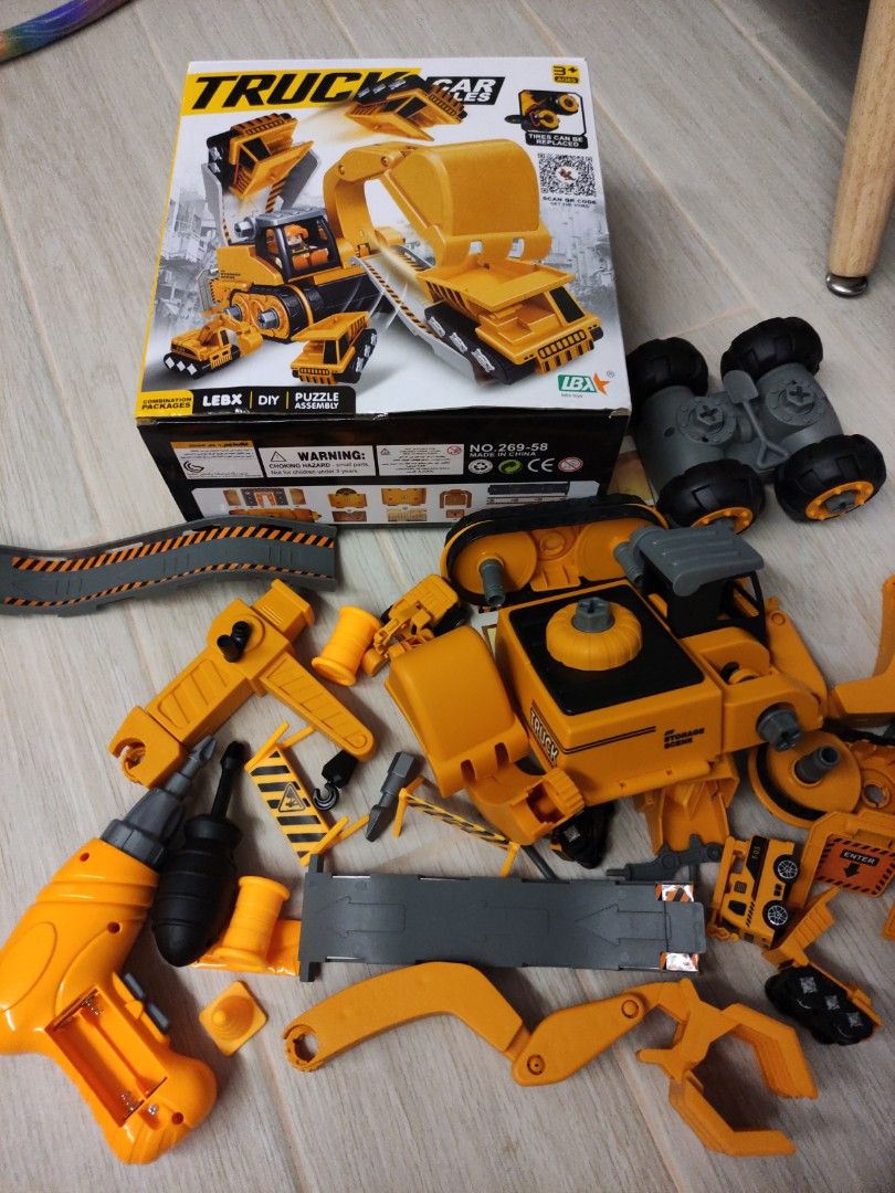 Operating crane DIY puzzle assembly, Hobbies & Toys, Toys & Games on ...